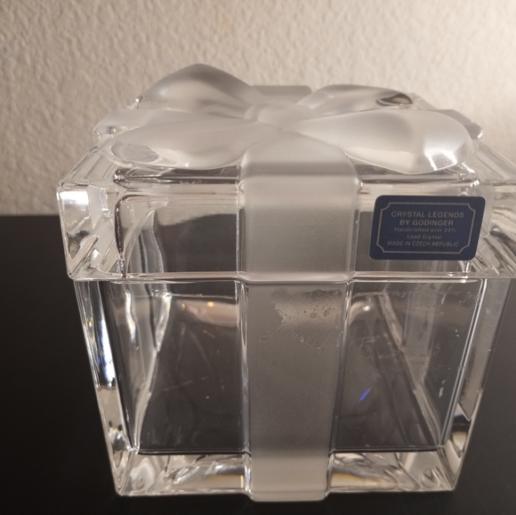 Godinger | Art | Vtg Godinger Lead Crystal Box With Frosted Glass Bow ...